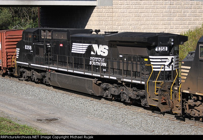 NS 8358